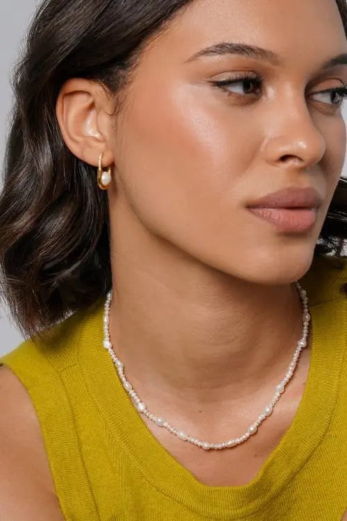 ZYNNIA COLLECTIVE Bold Pearl Hoops