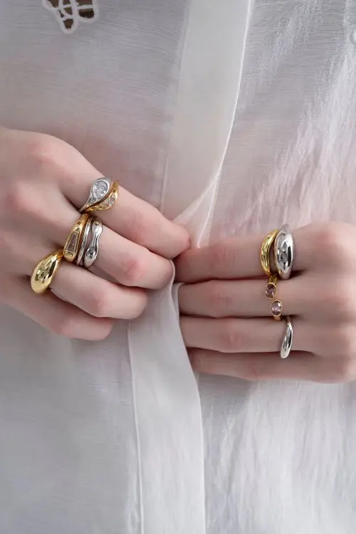 ZYNNIA COLLECTIVE Open Duo Ring - Gold