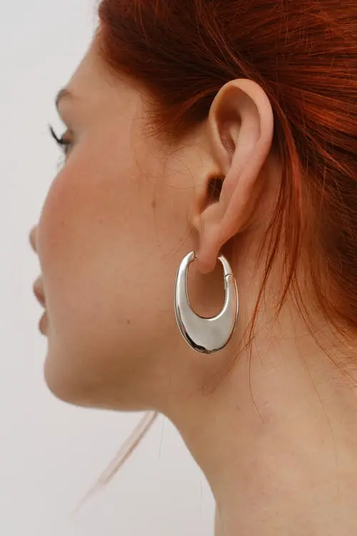 ZYNNIA COLLECTIVE Lume Hoops - Silver
