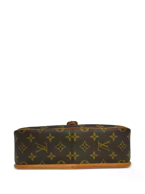 LOUIS VUITTON Monogram Sologne Shoulder Bag