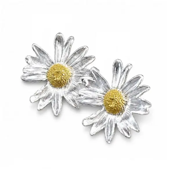 MOTHER NATURE JEWELRY Gold / Silver Daisy Flower Earrings, Gold & Sterling Silver Handmade Studs Nature Jewelry - Gold/silver