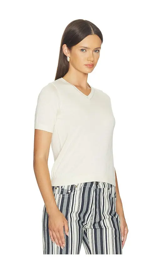 Renggli V-neck Knit Tee In White