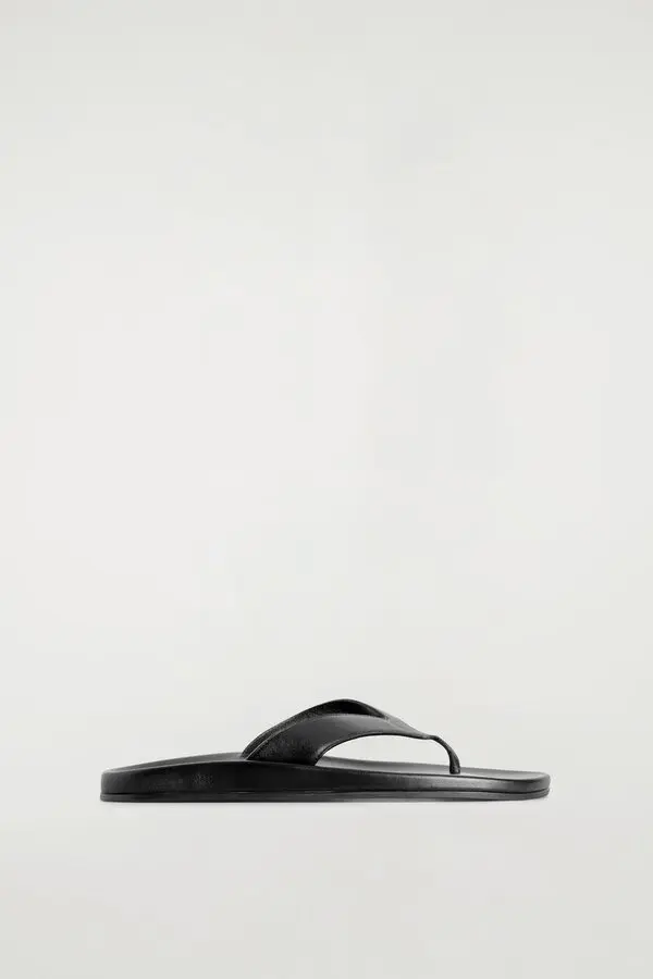 Cos Sculpted Leather Flip Flops - Black