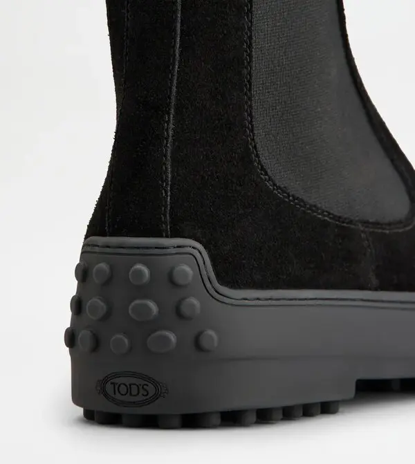 TOD'S Suede Chelsea Boots