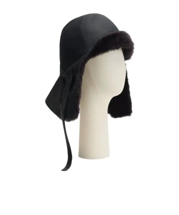 LEMAIRE Reversible Shearling Hat - Black
