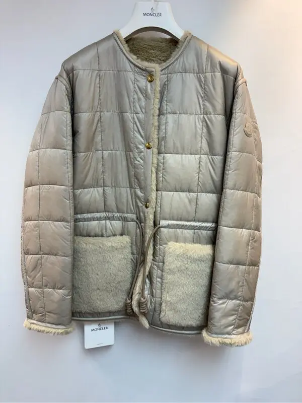 Moncler Tipule Reversible Short Padded Jacket - Light Beige