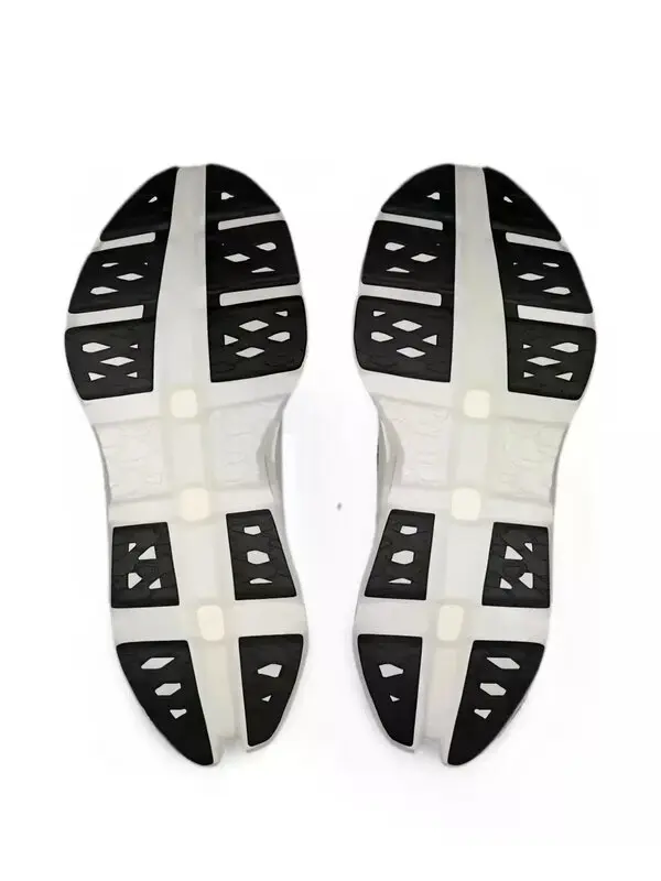 On Cloudmster Hyper Low Top Sneakers
