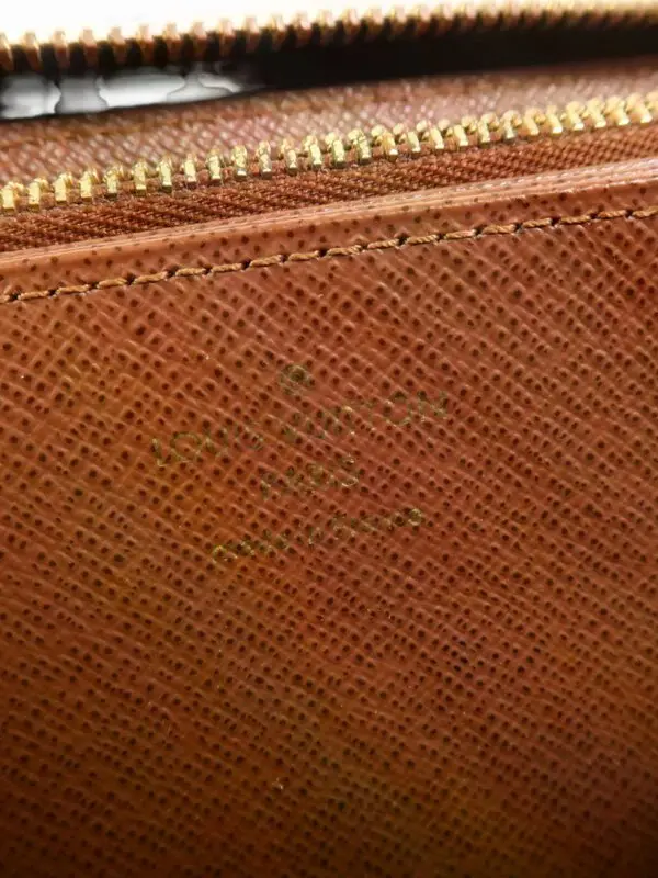 LOUIS VUITTON Monogram Zippy Long Wallet - Brown