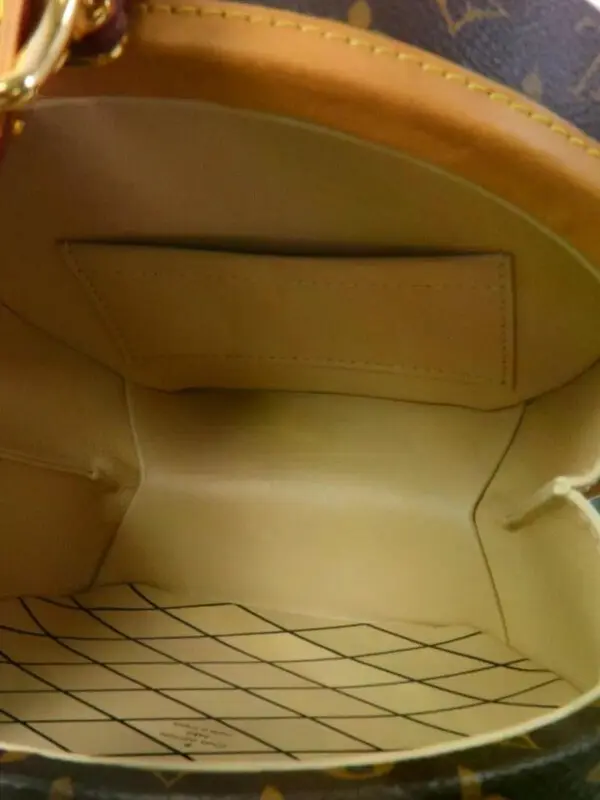 LOUIS VUITTON Petite Boite Chapeau Monogram Shoulder Bag