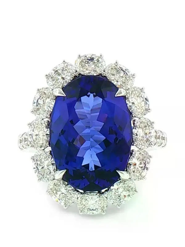 HYT JEWELRY Oval Tanzanite And Diamond Ring