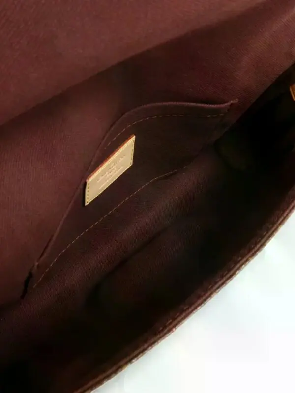 LOUIS VUITTON Monogram Pm Favorite Shoulder Bag
