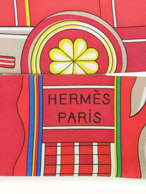 Hermès Twilly Silk Scarf
