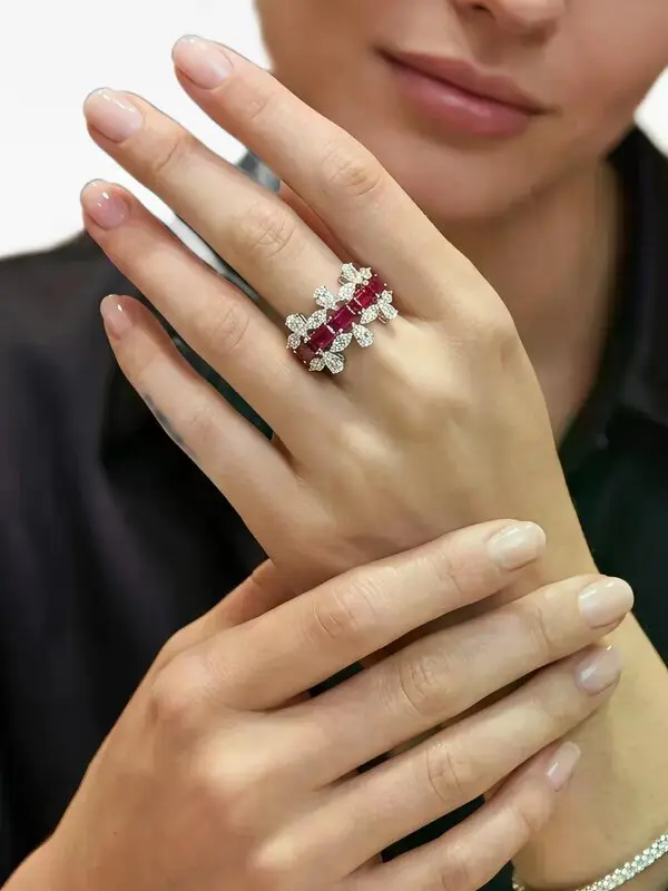 HYT JEWELRY Ruby And Diamond Multi-cut Band Ring