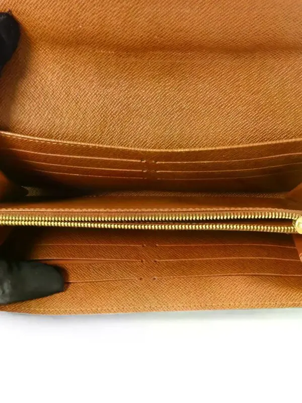 LOUIS VUITTON Sarah Monogram Wallet