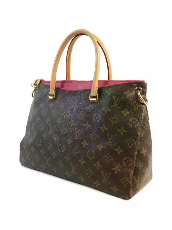 LOUIS VUITTON Monogram Pallas Handbag - Brown