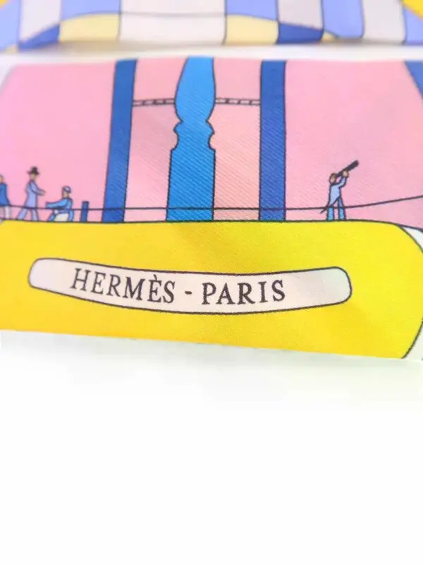 Hermès Twilly Scarf