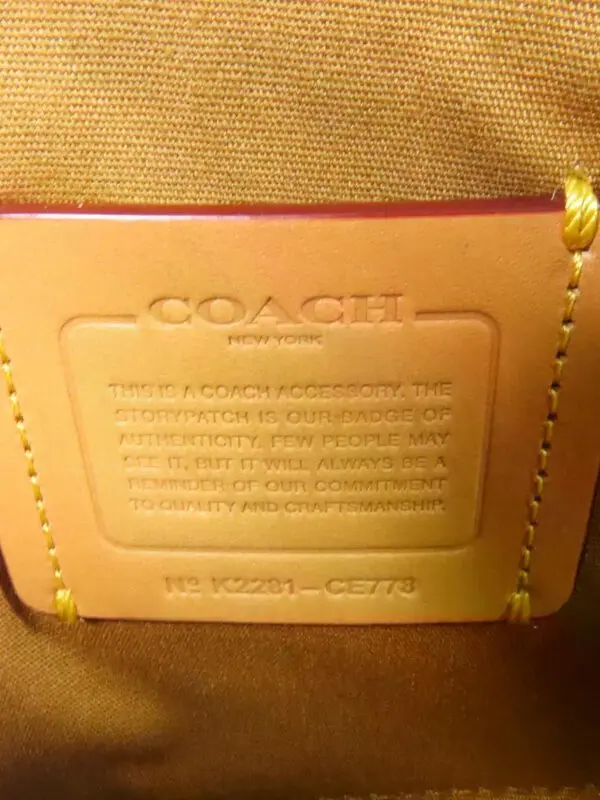 COACH VINTAGE Logo-detail Clutch Bag