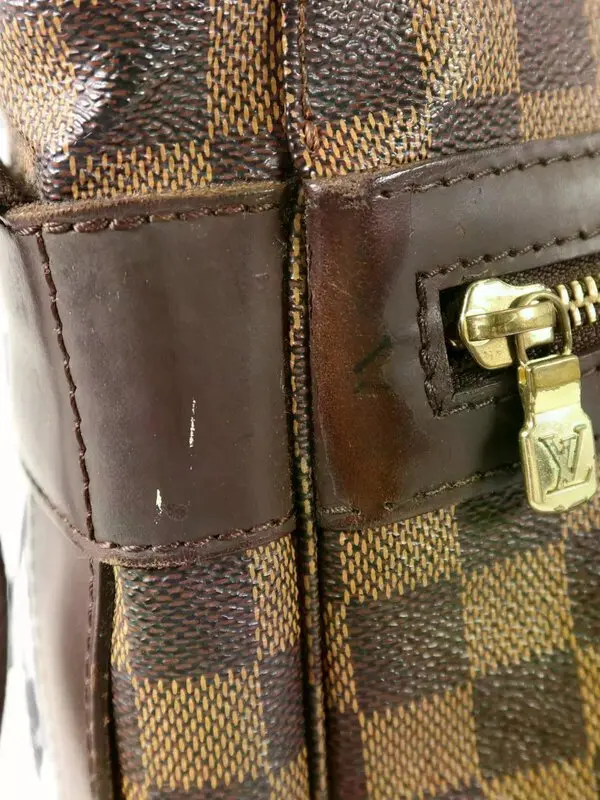 LOUIS VUITTON Damier Ebene Bastille Messenger Bag
