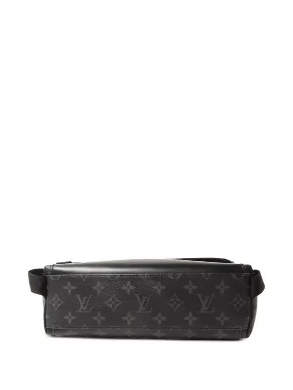 LOUIS VUITTON Monogram Eclipse Voyager Messenger Bag