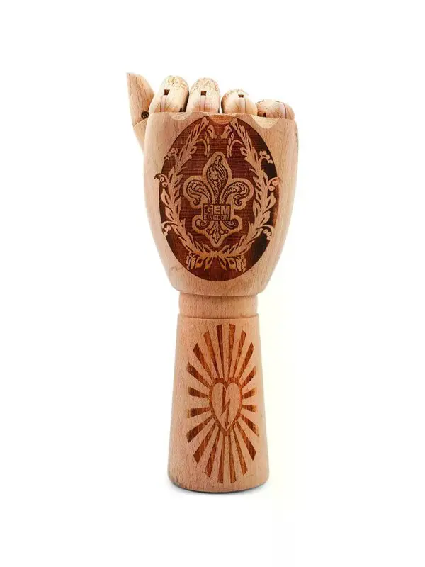 GEM KINGDOM Patterned Wooden Hand