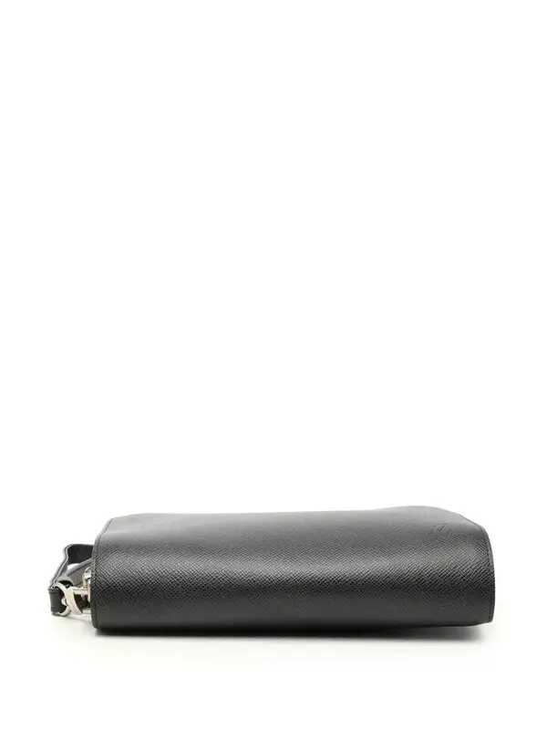 LOUIS VUITTON Taiga Leather Pochette Baikal Clutch Bag