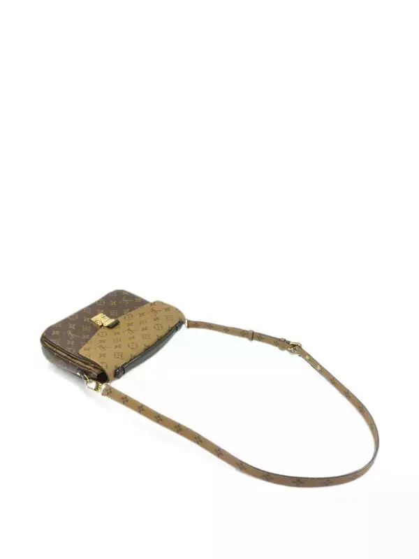 LOUIS VUITTON Pochette Metis Monogram Reverse Shoulder Bag - Neutrals