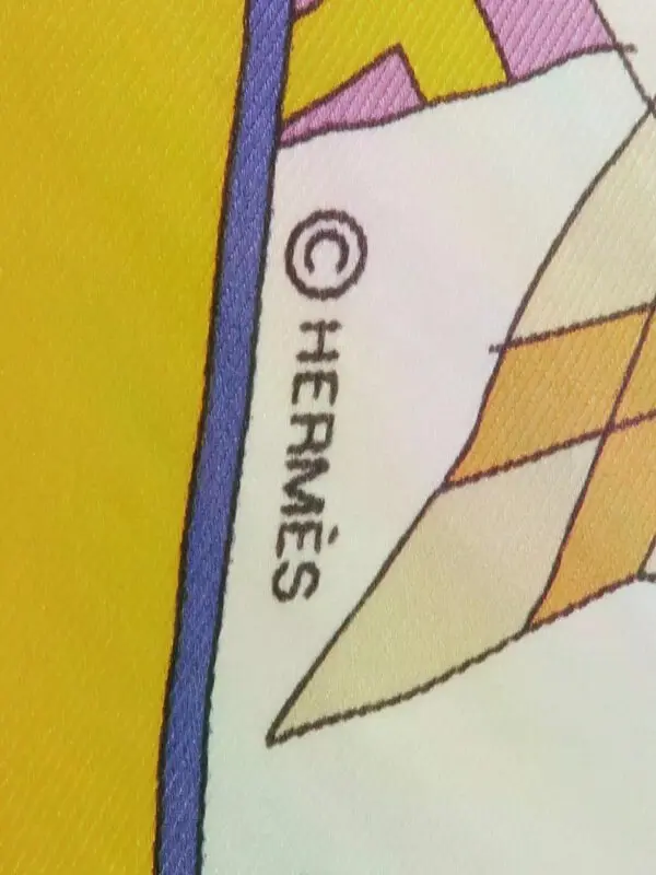 Hermès Un Amour De Cheval Silk Scarf
