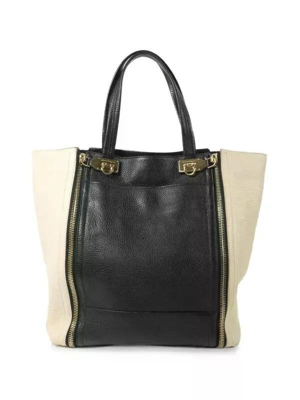 FERRAGAMO Gancini Shoulder Tote Bag