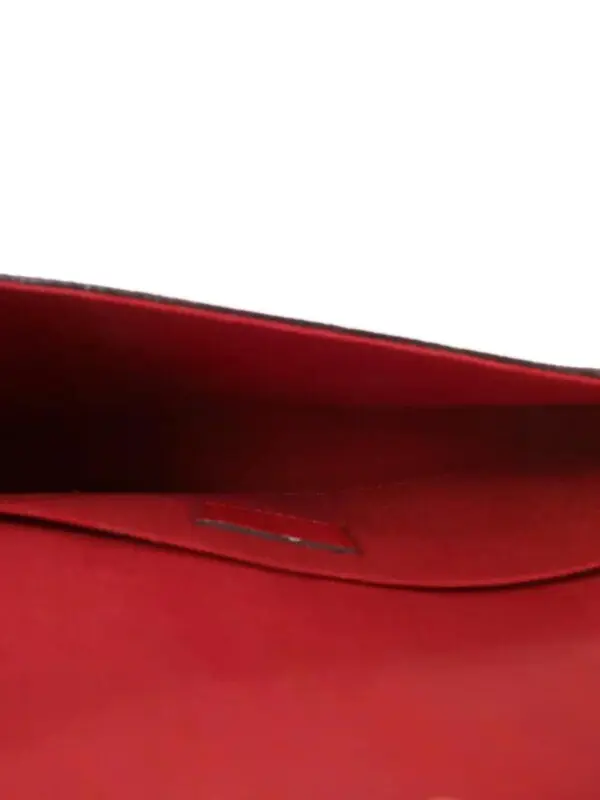 LOUIS VUITTON Pochette Felicie Monogram-pattern Shoulder Bag - Red