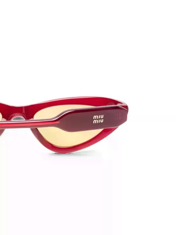 Miu Miu Cat-eye Sunglasses - Red