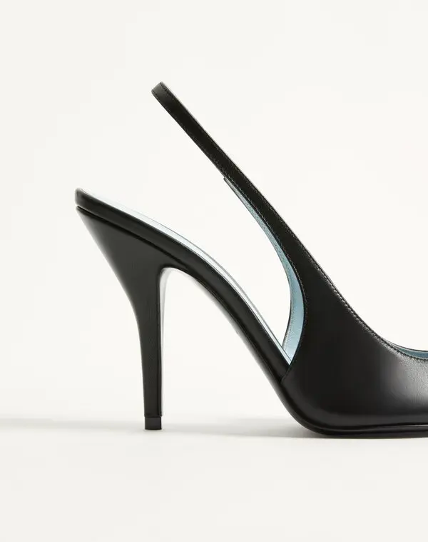 Valentino Garavani Coeur Royal Slingback Pumps - Black