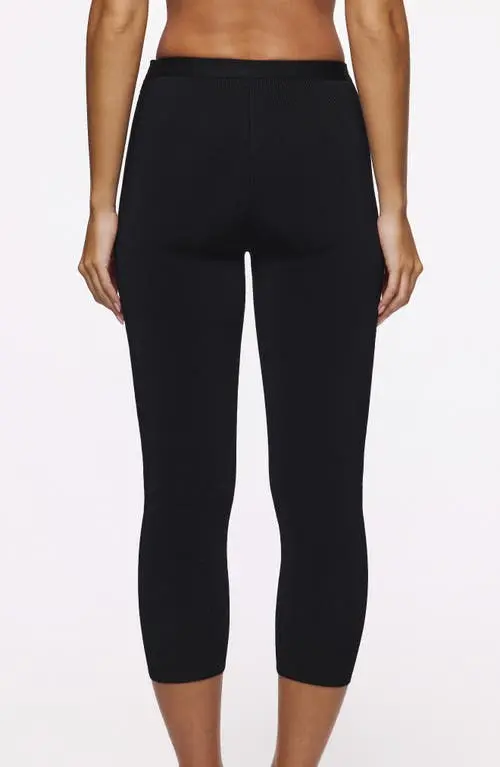 House Of Cb Capri Bandage Pants