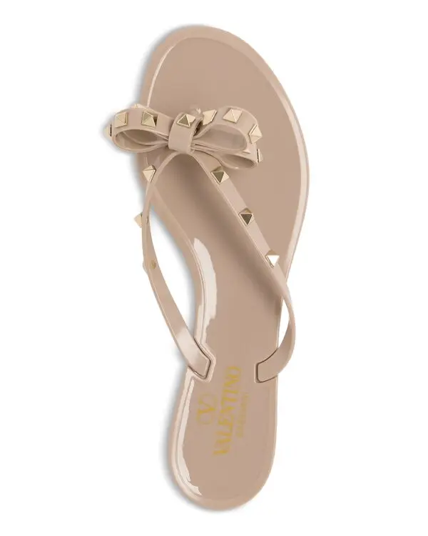 Valentino Garavani Rockstud Bow Thong Sandals - Poudre