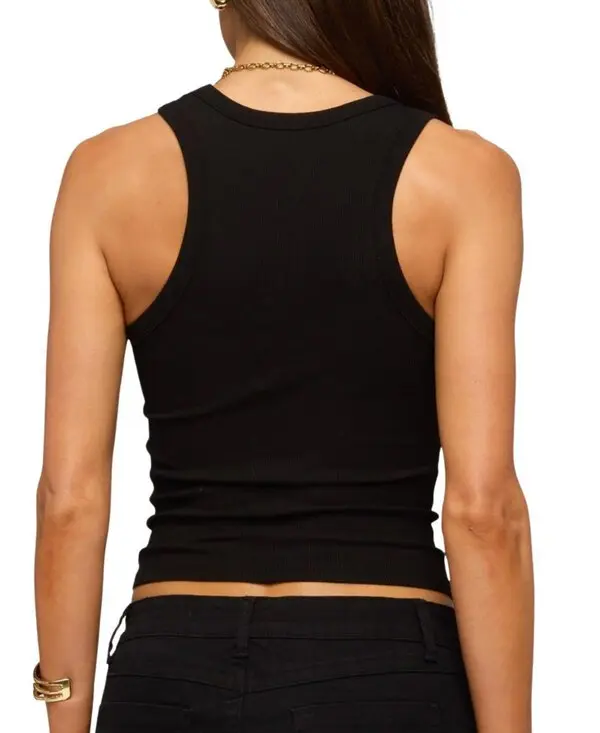 EDIKTED Klyah Metal Pendant Ribbed Tank Top