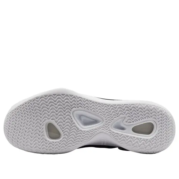 Nike Hyperset 2 Athletic Sneakers