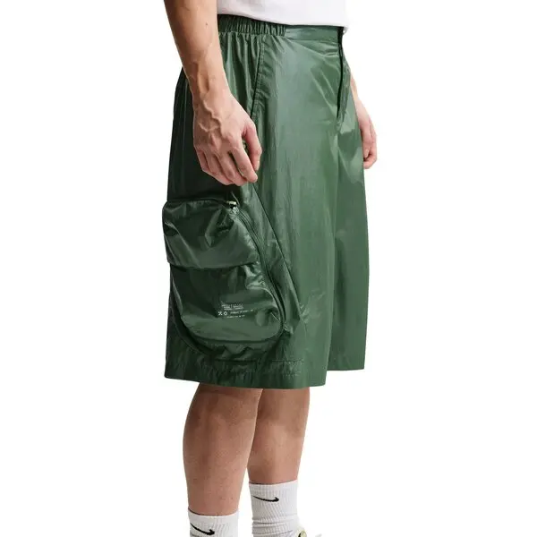 Nike Project F.r.o.g. Woven Pod Cargo Shorts - Fir/barely Volt/barely Green