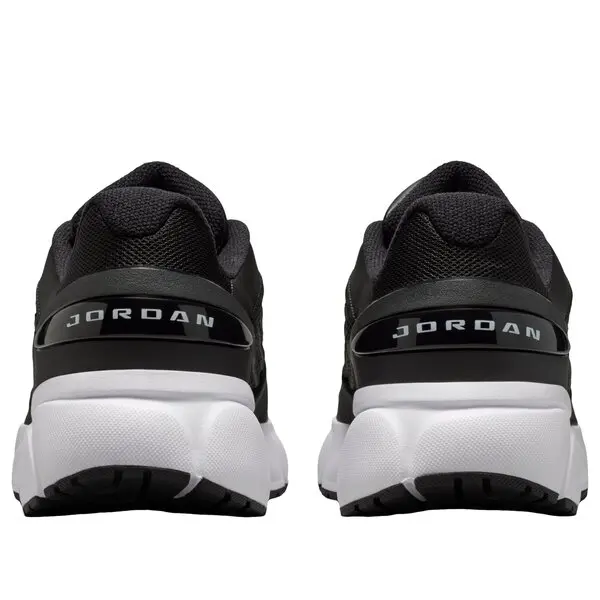 JORDAN Trunner Flow Sneakers - Black/anthracite/white