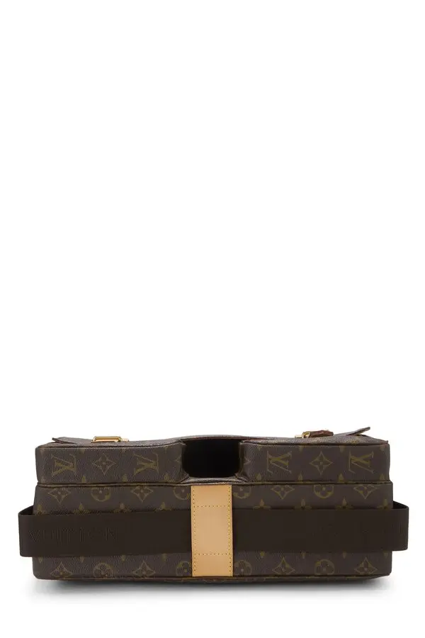 LOUIS VUITTON Monogram Broadway