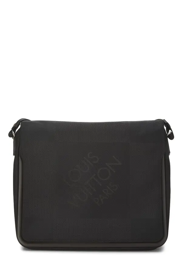 LOUIS VUITTON Damier Geant Messenger Nm - Black