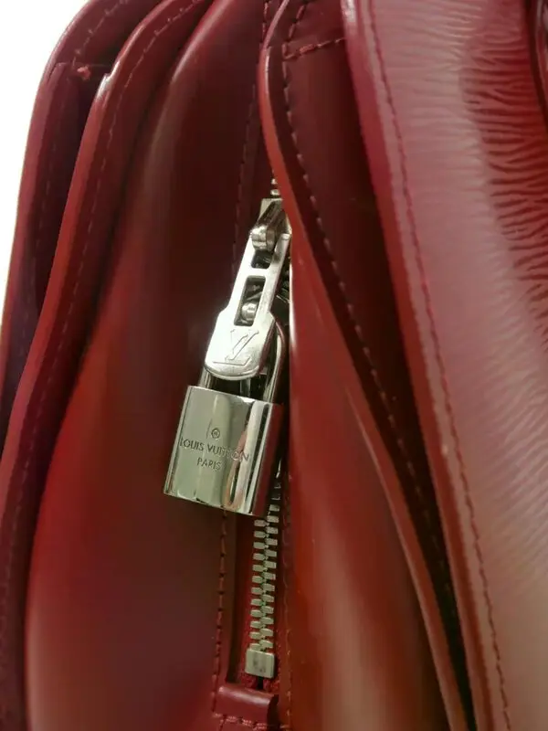 LOUIS VUITTON Pont Neuf Pm Tote Bag - Red