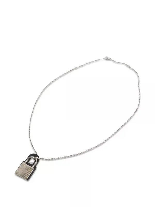 Hermès O'kelly Leather Pendant Necklace - Silver