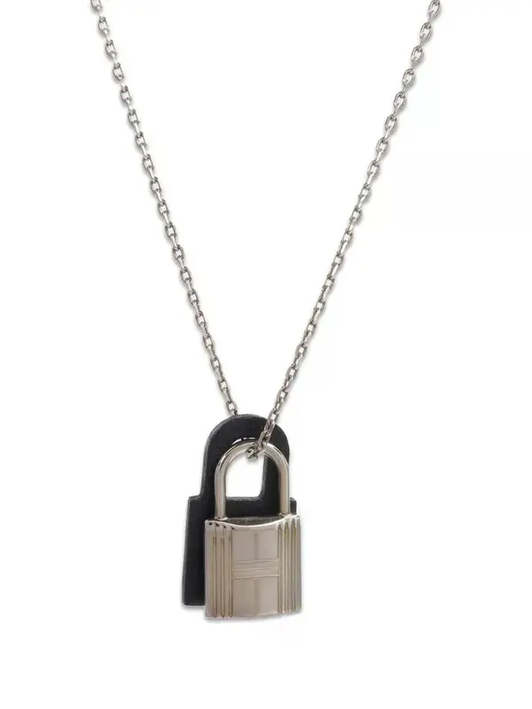 Hermès O'kelly Leather Pendant Necklace - Silver