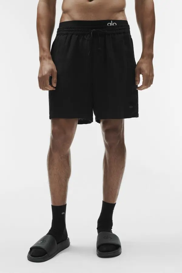 Alo Yoga 7" Linen Days Short - Black
