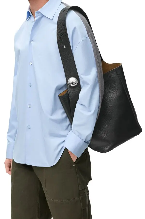 Loewe Large Pebble Bucket In Supple Grained Calfskin