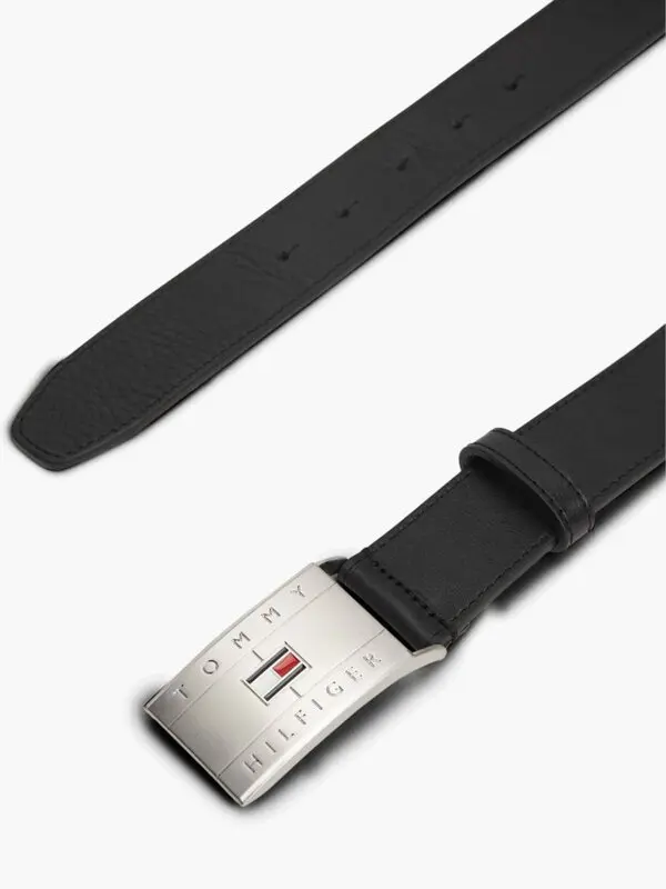 Tommy Hilfiger Flag Plaque Leather Belt