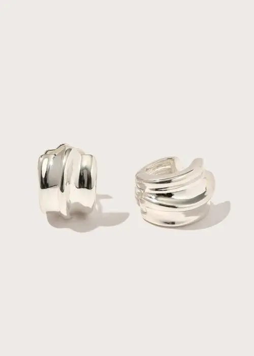 OTIUMBERG Small Wave Hoop Earrings - Silver