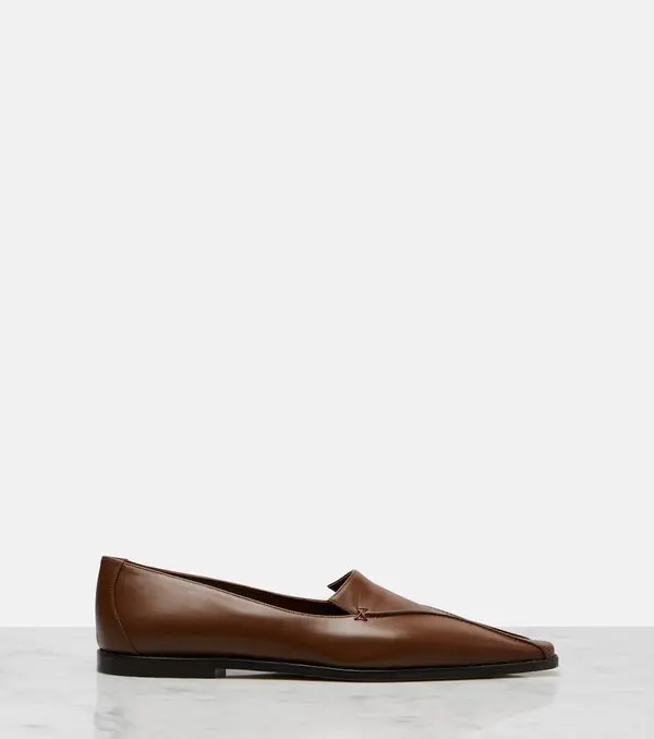 Manolo Blahnik Cleofe Leather Loafers