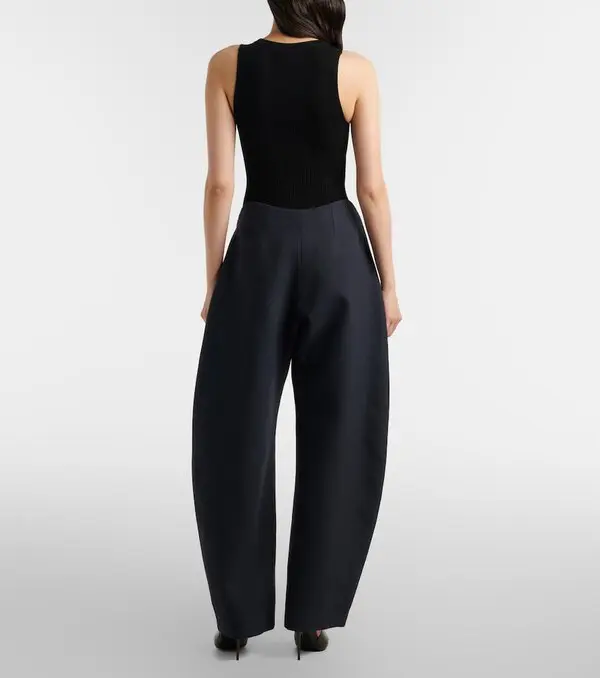 Alaïa Wool Crepe Barrel-leg Pants - Grey