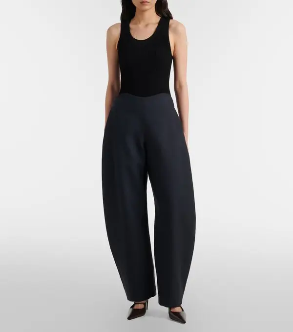 Alaïa Wool Crepe Barrel-leg Pants - Grey