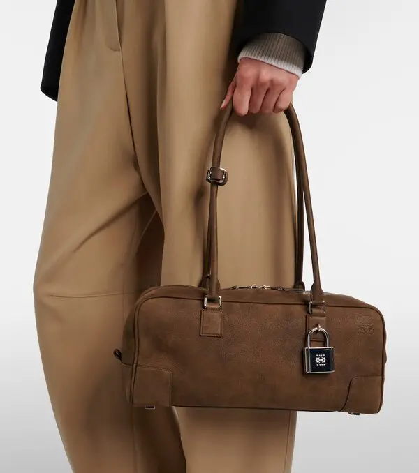 Loewe Amazona 31 Shoulder Bag